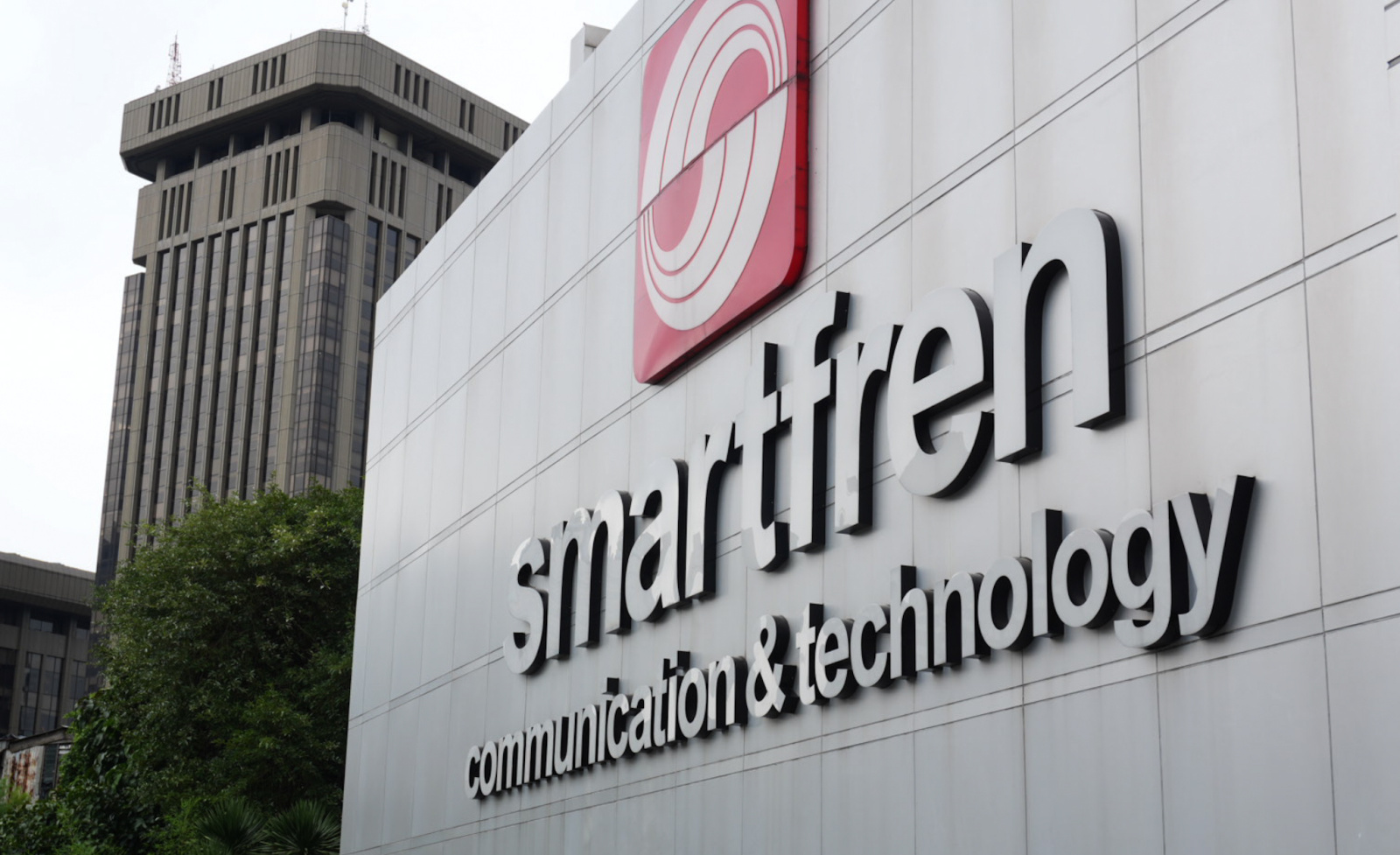 Smartfren Catat Peningkatan Akses Internet di Jabar dan Jateng